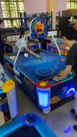 China Coin operated kids game machine Ice air hockey table arcade game machine for sale