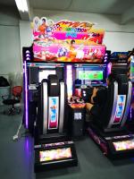 China Coin operated Simulator 32'' screen Twins Outrun arcade racing car game machine for sale