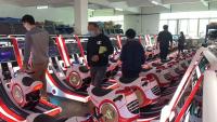 China Coin Operated Car Racing Game Machine Simulator Arcade Racing Car Game Machine for sale