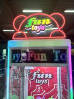China Arcade Coin Operated Fun Toys Crane Claw Machine Mini Prize Game Machine for sale