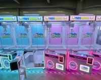 China Playfun Prize Kids Plush Toys  World Claw Customizable Game Machine for sale