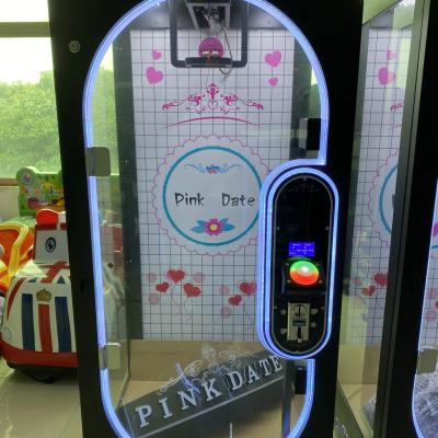 China Playfun pink Date Cut 2 Win  Scissors Game Machine Front Glass Door for sale