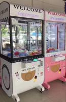 China Coin Operated Entertainment Center Claw Uncle Cow Crane Prize Gift Game Machine for Sale for sale