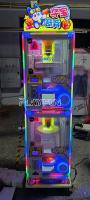 China PlayFun Good Quality Amusement Park Coin Operated Gift Game Machine 30 Clips 2 Players Mini Clamp Clips Prize Vending Machine for sale