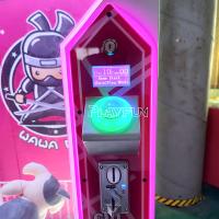 China Wholesale Playfun Pink Cut Machine Coin Operated Scissors Game Gift Machine Prize Arcade Vending Machine for Kids for sale