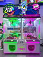 China Coin Operated Amusement Park Kids Vending Game Dim Lighter Chaser Toys Dolls Snacks Prize  Game Machine for sale