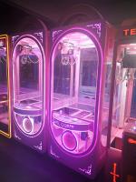 China Hot Sale Amusement Vending Mini Dolls Candy Claw Machine for sale