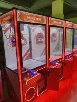 China Plush Toy Wooden Crane Game Machine Gift Prize Game Machine for sale