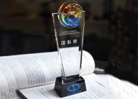 China Personalized Crystal Trophy Cup , Sand Blasting Crystal Glass Awards for sale