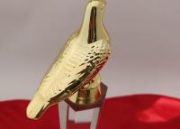 China Custom Logo Crystal Trophy Cup Three Sizes Optional With Resin Pigeon for sale
