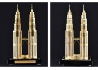 China Famous Building Home Decorations Crafts , Malaysia Twin Tower Tourism Souvenirs for sale