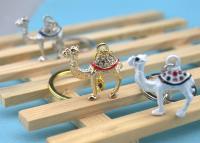 China Camel Design Key Chain Diamond - Encrusted Arab Cultural Personal Effects for sale
