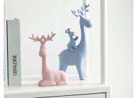 China Home / Hotel Resin Decoration Crafts Resin Deer Shape About Animal Family for sale