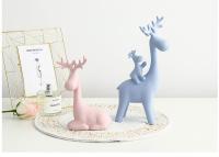 China Home / Hotel Resin Decoration Crafts Resin Deer Shape About Animal Family for sale
