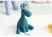 China Home / Hotel Resin Decoration Crafts Resin Deer Shape About Animal Family for sale