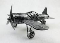 China Fighter Model Metal Decorations Art Crafts Iron Material For Office Desk Decor for sale