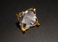 China K9 White Material Crystal Glass Awards Customized Size With Gold Metal Base for sale