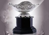 China Big Size Custom Custom Trophy Cup Alloy Top Wood Base For Team Winners Awards for sale