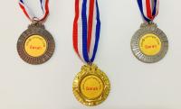 China Ribbon 3D Design Service Zinc Alloy Engraved Sports Medals for sale