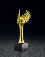 China Heart And Wing Custom Engraved Trophy Material Resin Love And Expression In The Office for sale