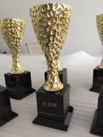 China Cylinder Shape Custom Engraved Trophy Metal Material Three Color With Sample Service for sale