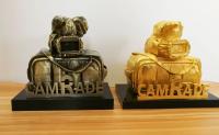 China Bags And Cameras Custom Tophy Cup As Souvenirs Or Gifts For Clients for sale