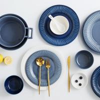 China Wholesale Luxury Porcelain Dinner Set 16 Piece Gold Ceramic Tableware Stoneware Plates Sets Dinnerware for sale