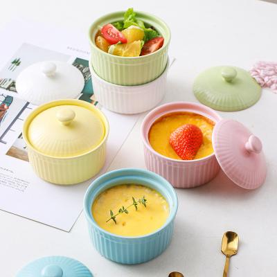 China Oven Safe Ceramic Creme Brulee Ramekins 4oz with Lid for Restaurant Wedding Dessert for sale