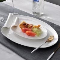 China Irregular Shape Glazed Ceramic Plate Set Sustainable Eco Friendly For Restaurant for sale