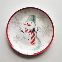 China Personalized Christmas Ceramic Plate Set Luxury Round Edge Shape for sale