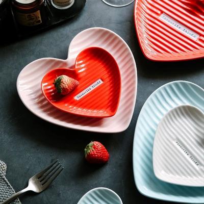China Creative Heart Shaped Ceramic Plate Set 6 Inch 8 Inch for Cake Dessert Fruit for sale