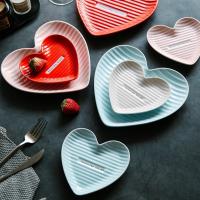 China Creative Heart Shaped Ceramic Plate Set 6 Inch 8 Inch for Cake Dessert Fruit for sale