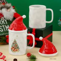 China Custom 3D Festival Ceramic Coffee Mug 540ml Round Handle Durable Porcelain Cup for sale
