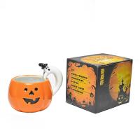 China Ceramic Pumpkin Mug 350ml Halloween Coffee Cup Sustainable Handgrip Design for sale