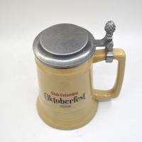 China Custom Ceramic Beer Mug with Metal Lid 11.3x15.5x18cm for Beer Festival for sale