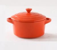 China Custom Mini Stoneware Ceramic Casserole Bowl with Lid for Creme Brulee Cake Oven Microwave Safe for sale