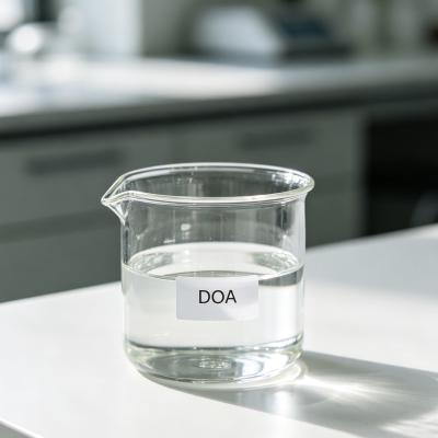 China Low Temperature Flexibility DOA Plasticizer Anti Cracking PVC Raw Material for sale