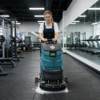 China Heavy‑Duty Industrial Floor Scrubber with 830mm Squeegee and 65L Recovery Tank for sale