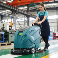 China 800mm Squeegee Walk Behind Floor Scrubber 50L Recovery Tank for Fast Drying Results for sale