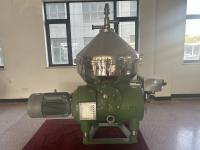 China DHC Series Stainless Steel Disc Separator Centrifuge For Pharmacy With Solenoid Valve Cover for sale