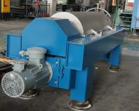 China Two Phase Scroll Decanter Discharge Centrifuge 380V For Dewatering for sale