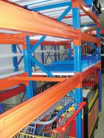 China 2.5M 300kg Industrial Wire Mesh Shelving 5 Shelf Heavy Duty Steel Boltless Storage Unit for sale