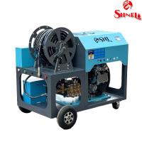 China New Remote Control Gasoline Cold Water Cleaning Sewer Jetter 200bar 70L/min 18.49GPM Trolley Mobile 36HP with Hose Reel for sale