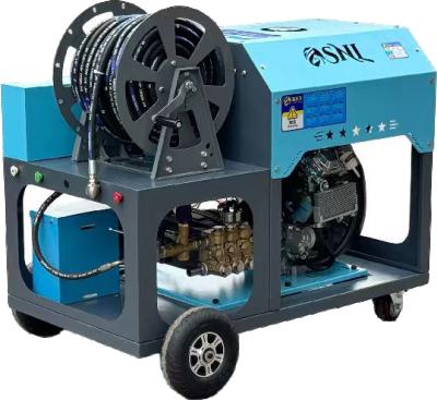 China New 26HP Twin-Cylinder Gasoline Cold Water Cleaning Sewer Cleaning Machine 200bar 40L/min Remote Start Gasoline Sewer Jetter for sale
