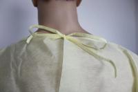 China 16-45gsm Protective Isolation Gown Disposable Multicolor Medical Grade for sale