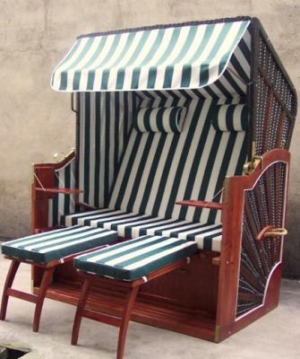 China Luxury Modern Brown Roofed Wicker Beach Chair & Strandkorb For Outdoor for sale