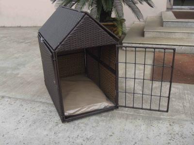 China Aluminum Frame KD Wicker Pet Bed , Outdoor Waterproof Dog House for sale