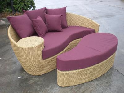 China Fashion Brown Outdoor Rattan Daybed , Garden / Patio Furniture for sale