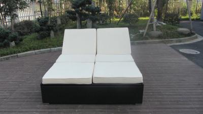 China Hand-Woven Rattan Sun Lounger , Outdoor Garden Lounge Chair for sale