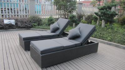 China Contemporary Rattan Sun Lounger , Outdoor Beach Lounge Chair Set for sale